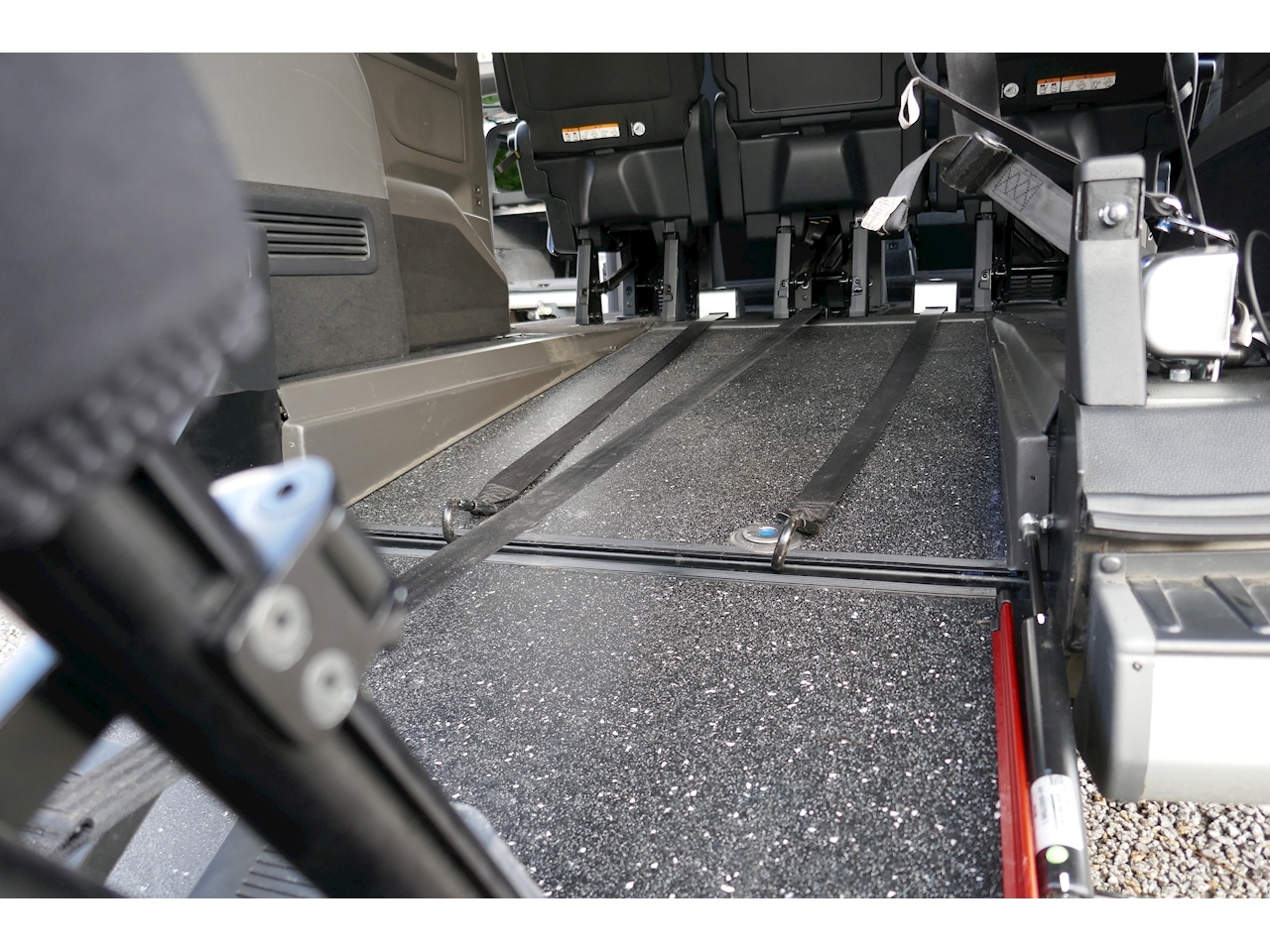 Used 2020 Ford Tourneo Custom Allied Independence RS 3+3 WAV Wheelchair ...