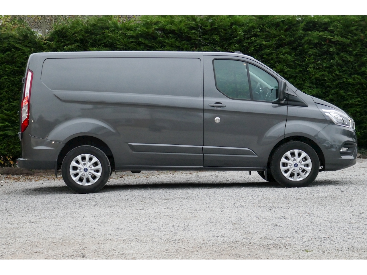 Used 2021 Ford Transit Custom 300 L1 Limited 130ps Euro 6 Diesel Van ...