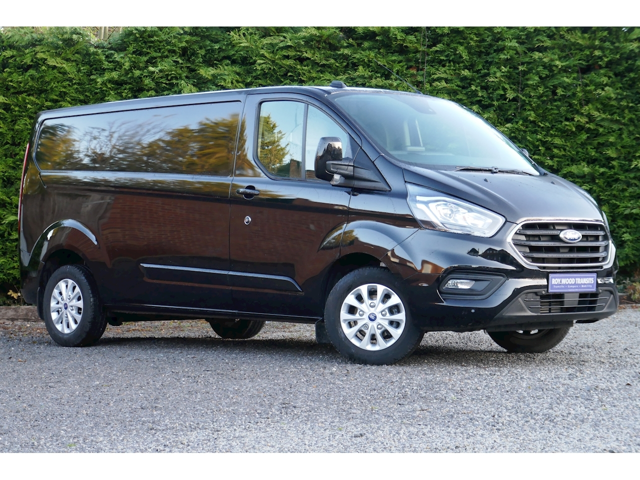 Used 2022 Ford Transit Custom 300 L2 Limited Diesel Van 130ps Euro 6 ...