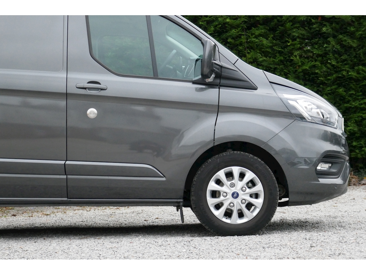 Used 2022 Ford Transit Custom 300 L1 Limited 130ps Euro 6 AUTOMATIC ...