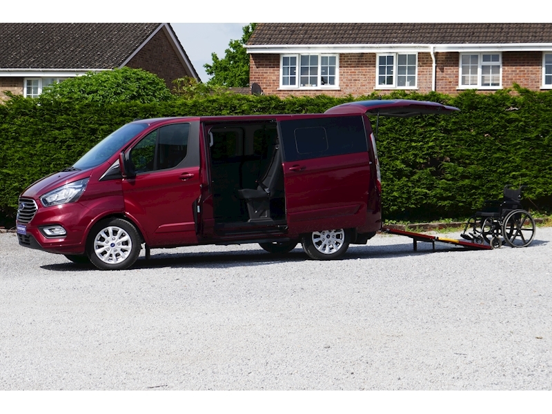 Used 2020 Ford Tourneo Custom Wheelchair accessible Independence RS Mid ...