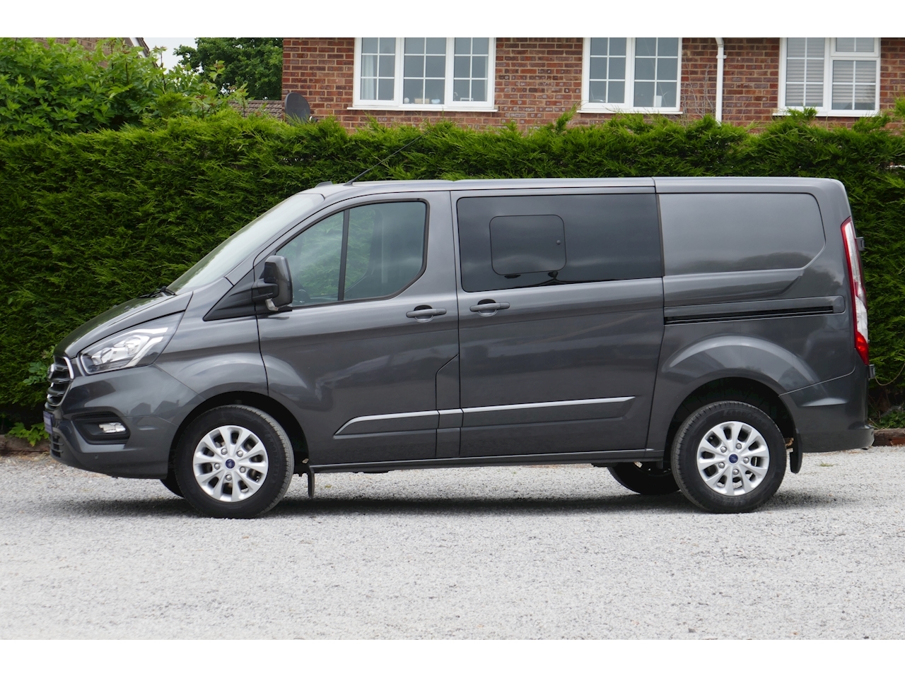 Used 2022 Ford Transit Custom 300 L1 DCiV Limited 6 Seat Diesel Van ...
