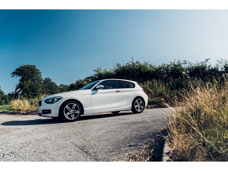 BMW 1 Series 114D Sport Hatchback 1.6 Manual Diesel - Vehicle Details ...