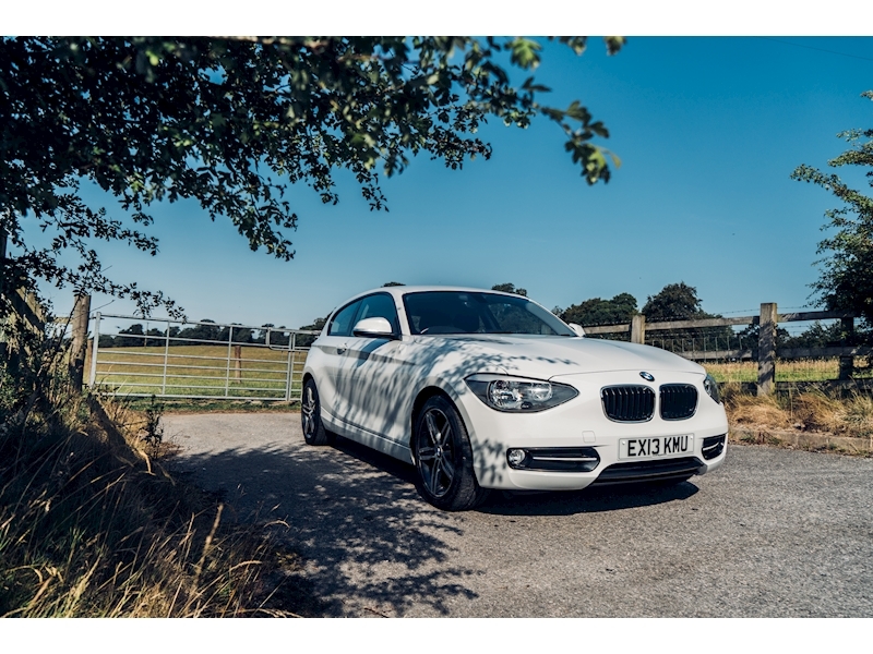 BMW 1 Series 114D Sport Hatchback 1.6 Manual Diesel - Vehicle Details ...
