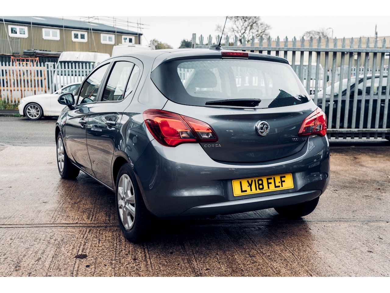 Vauxhall 1.3 CDTi ecoTEC Design Hatchback 5dr Diesel (s/s) (95 ps ...
