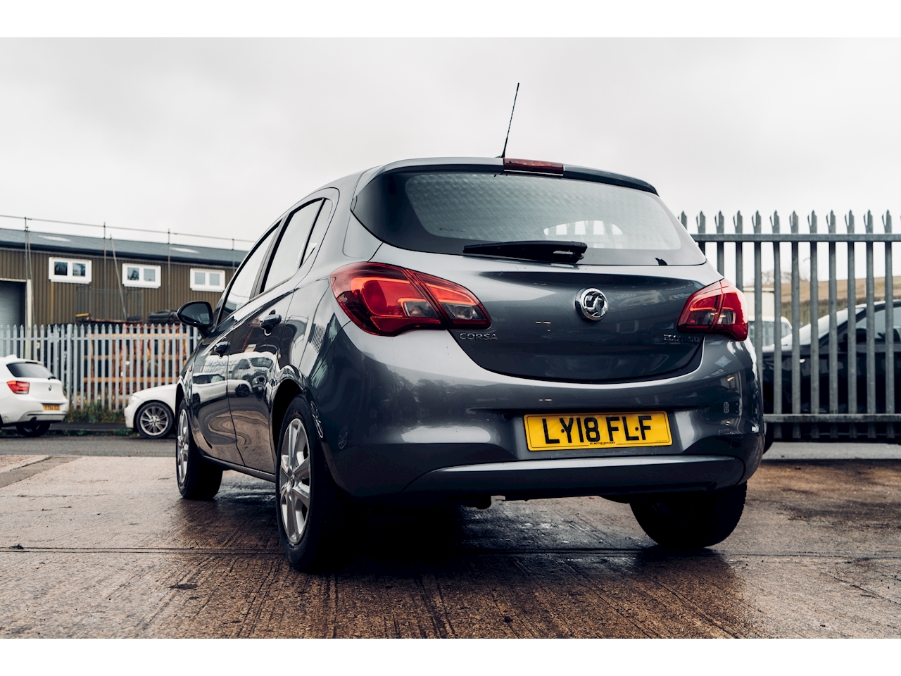 Vauxhall 1.3 CDTi ecoTEC Design Hatchback 5dr Diesel (s/s) (95 ps ...