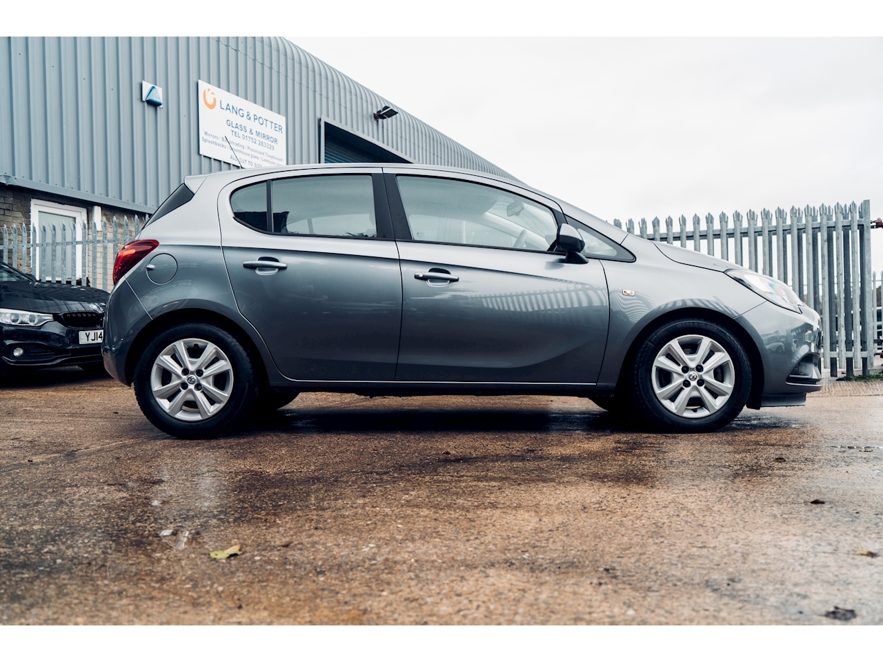Vauxhall 1.3 CDTi ecoTEC Design Hatchback 5dr Diesel (s/s) (95 ps ...