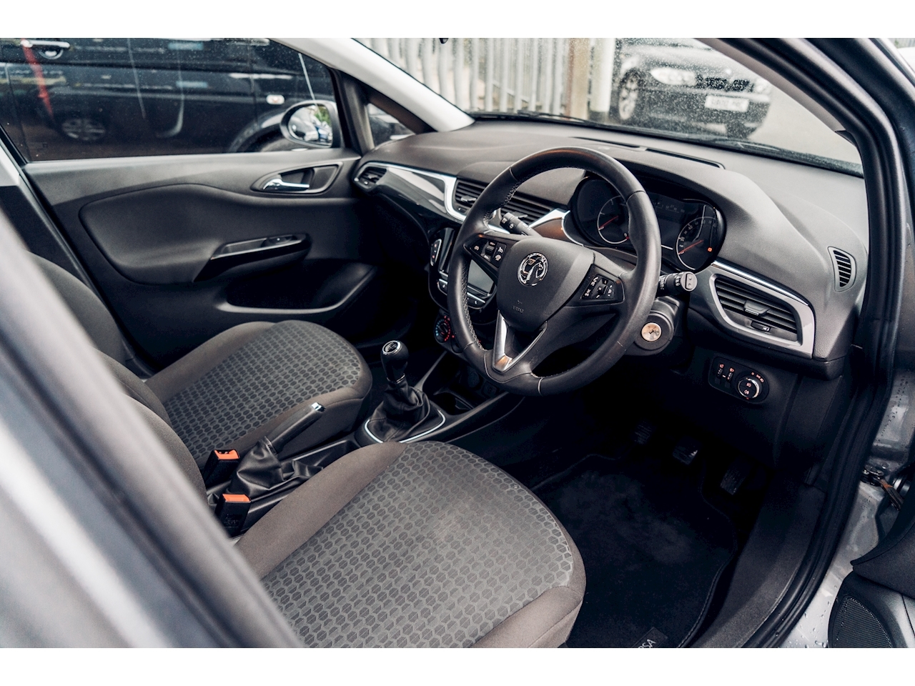 Vauxhall 1.3 CDTi ecoTEC Design Hatchback 5dr Diesel (s/s) (95 ps ...