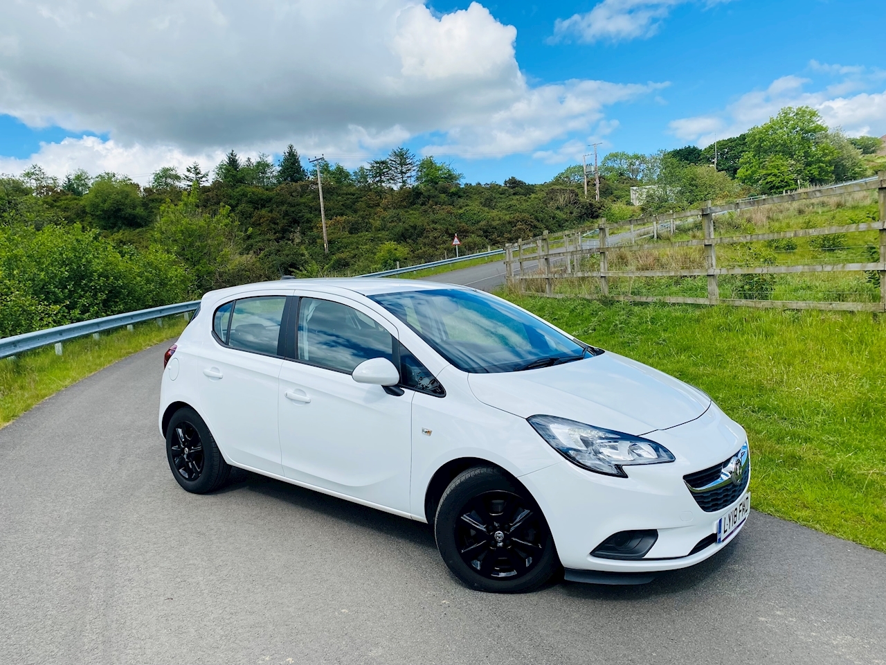 Vauxhall 1.3 CDTi ecoTEC Design Hatchback 5dr Diesel Euro 6 (s/s) (95 ...