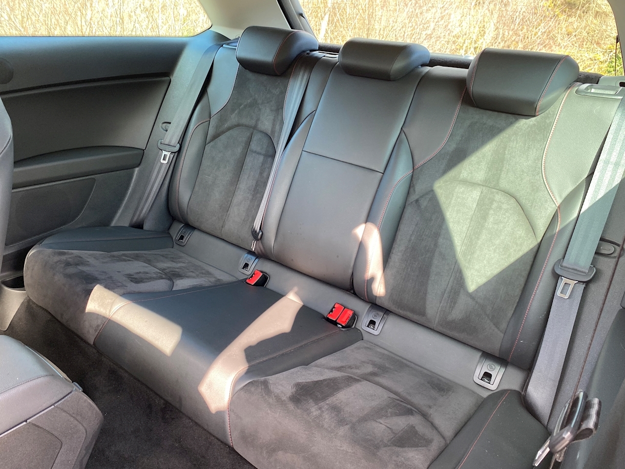 SEAT 2.0 TDI CR FR Sport Coupe 3dr Diesel Manual Euro 5 (s/s) (150 ps ...