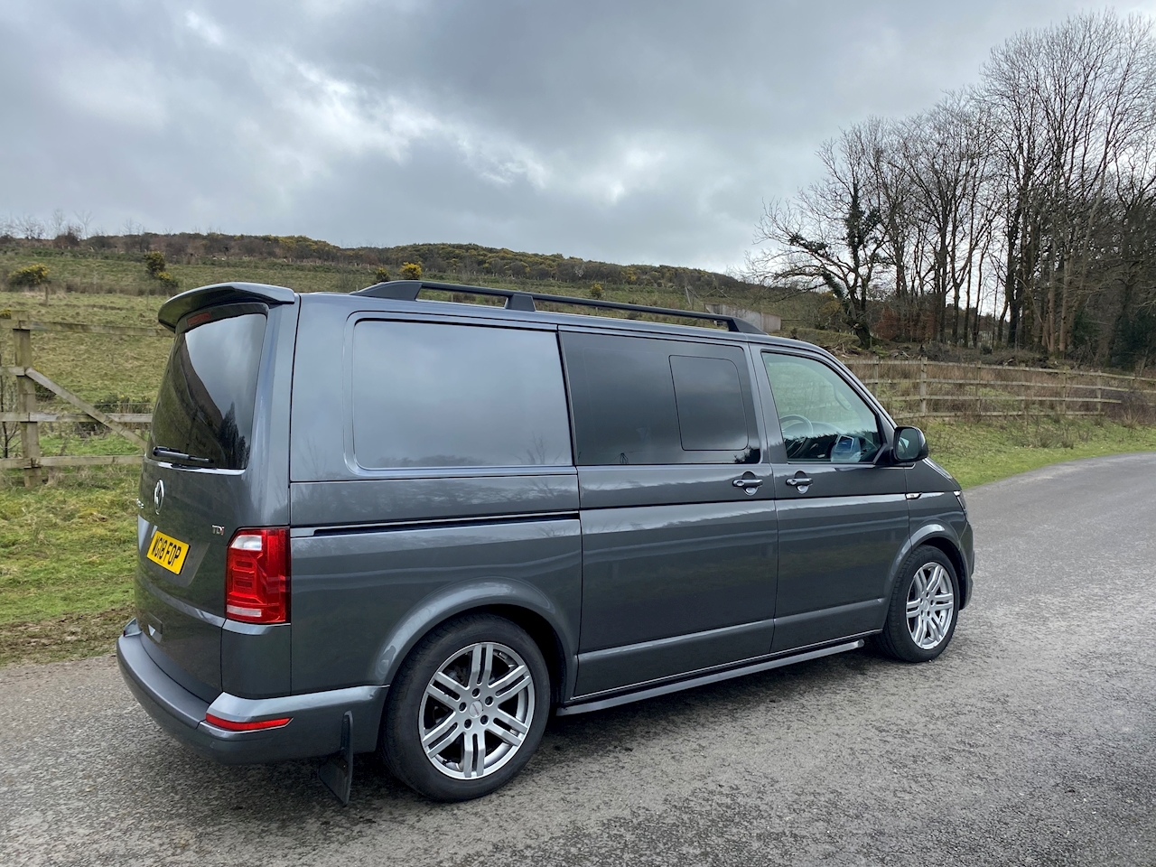 Volkswagen 2.0 TDI T30 BlueMotion Tech Highline Crew Van 5dr Diesel ...