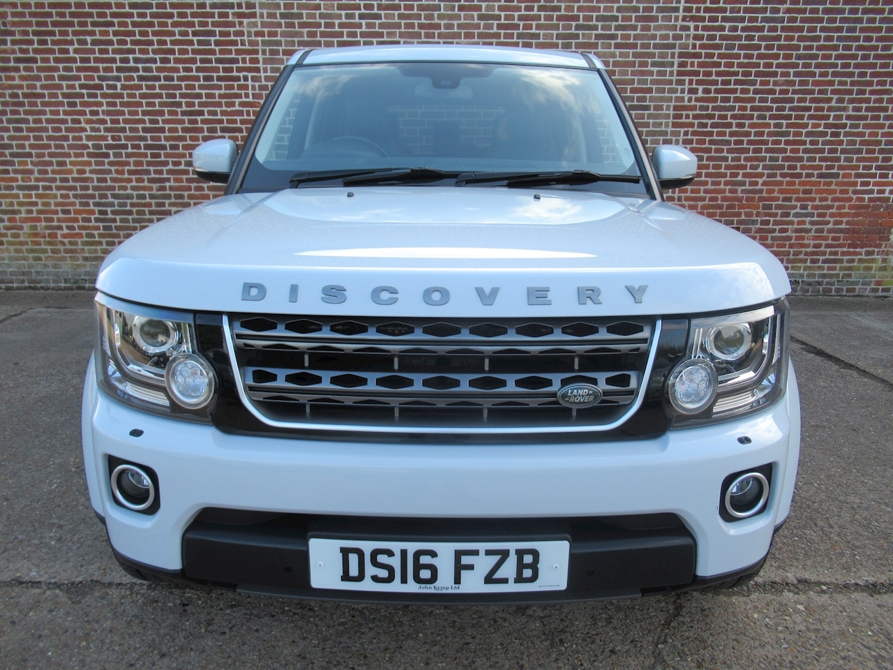 Used 2016 Land Rover Discovery Sdv6 Graphite For Sale in Norfolk (U1550 ...