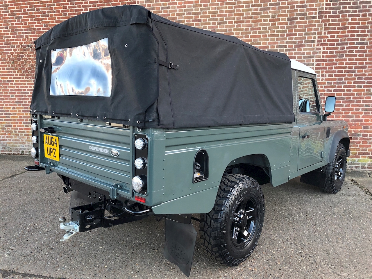 Used 2014 Land Rover Defender 110 Td High Capacity Pick Up For Sale in ...