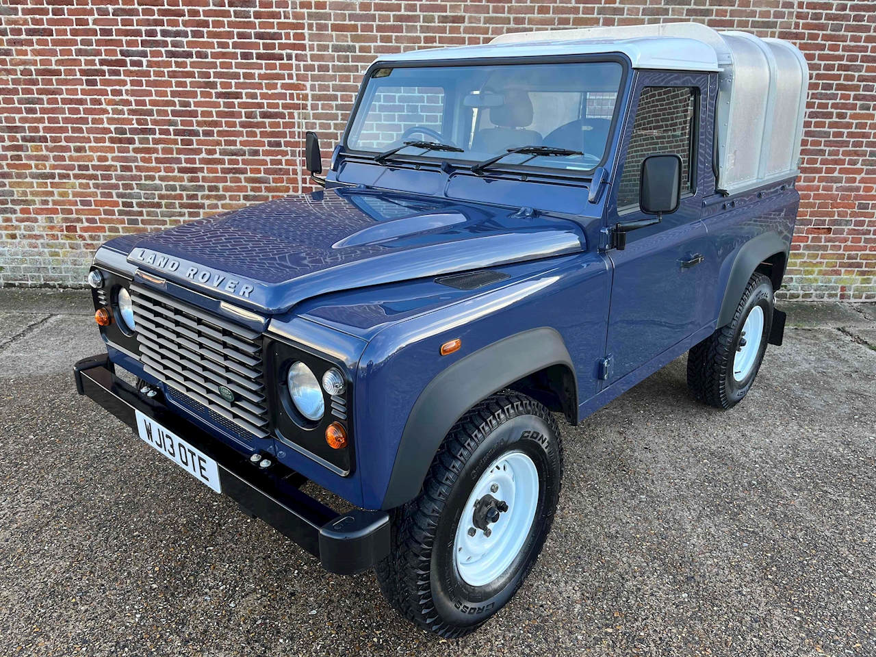 Used 2013 Land Rover Defender 90 TDCi For Sale in Norfolk (U2444 ...