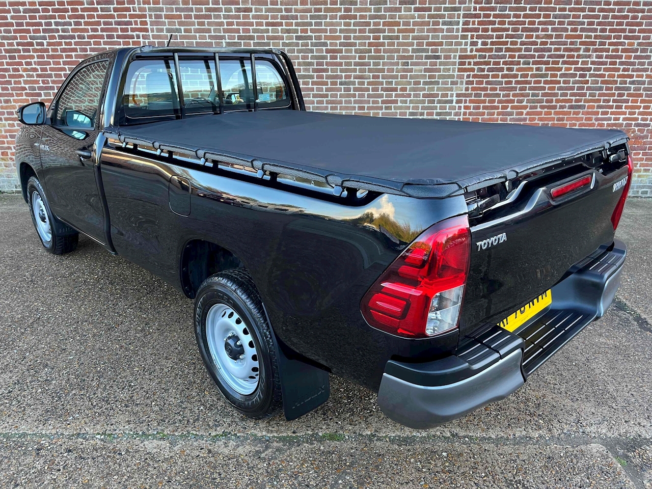 Used 2020 Toyota Hilux D-4D Active Single Cab For Sale in Norfolk ...