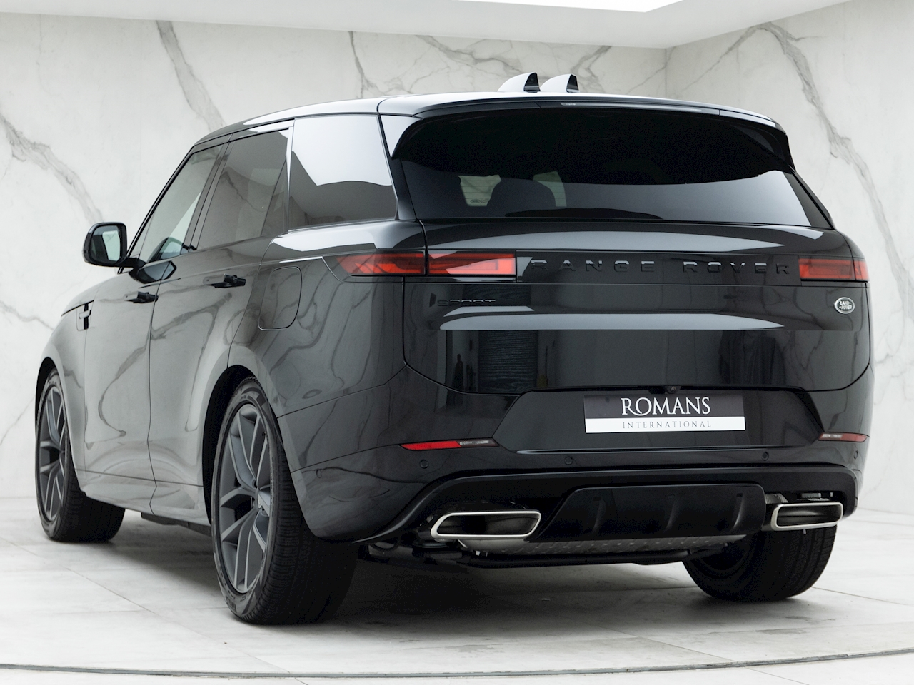 2023 Used Land Rover Range Rover Sport P440e Dynamic SE | Santorini Black