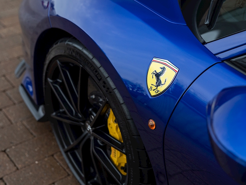 Fotos - Ferrari Pista Spider Blu Elder y Ferrari 488 Pista Blu ...