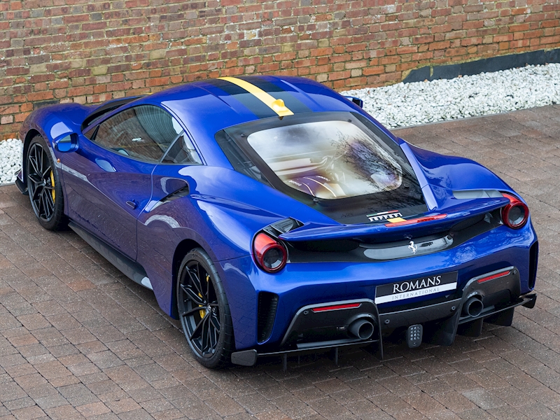 Fotos - Ferrari Pista Spider Blu Elder y Ferrari 488 Pista Blu ...