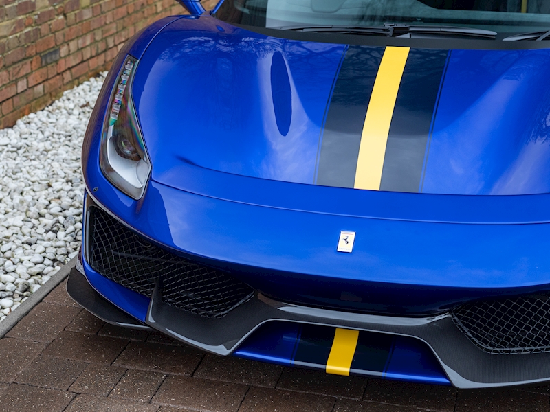 Fotos - Ferrari Pista Spider Blu Elder y Ferrari 488 Pista Blu ...