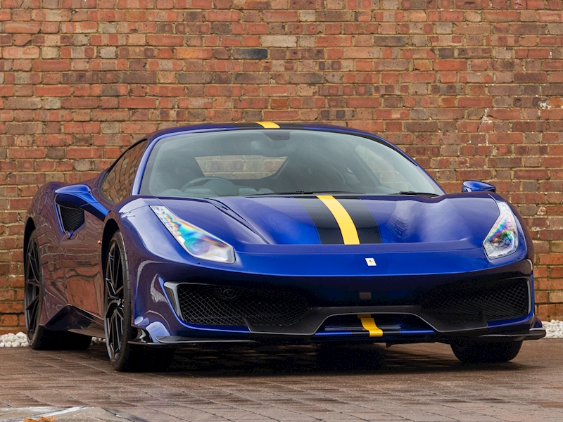 Fotos - Ferrari Pista Spider Blu Elder y Ferrari 488 Pista Blu ...
