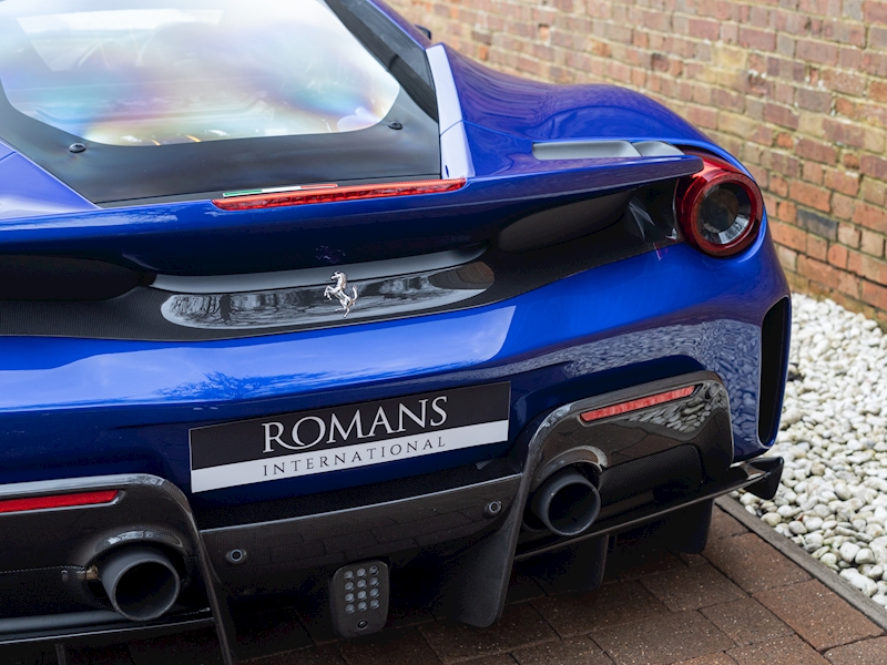 Fotos - Ferrari Pista Spider Blu Elder y Ferrari 488 Pista Blu ...