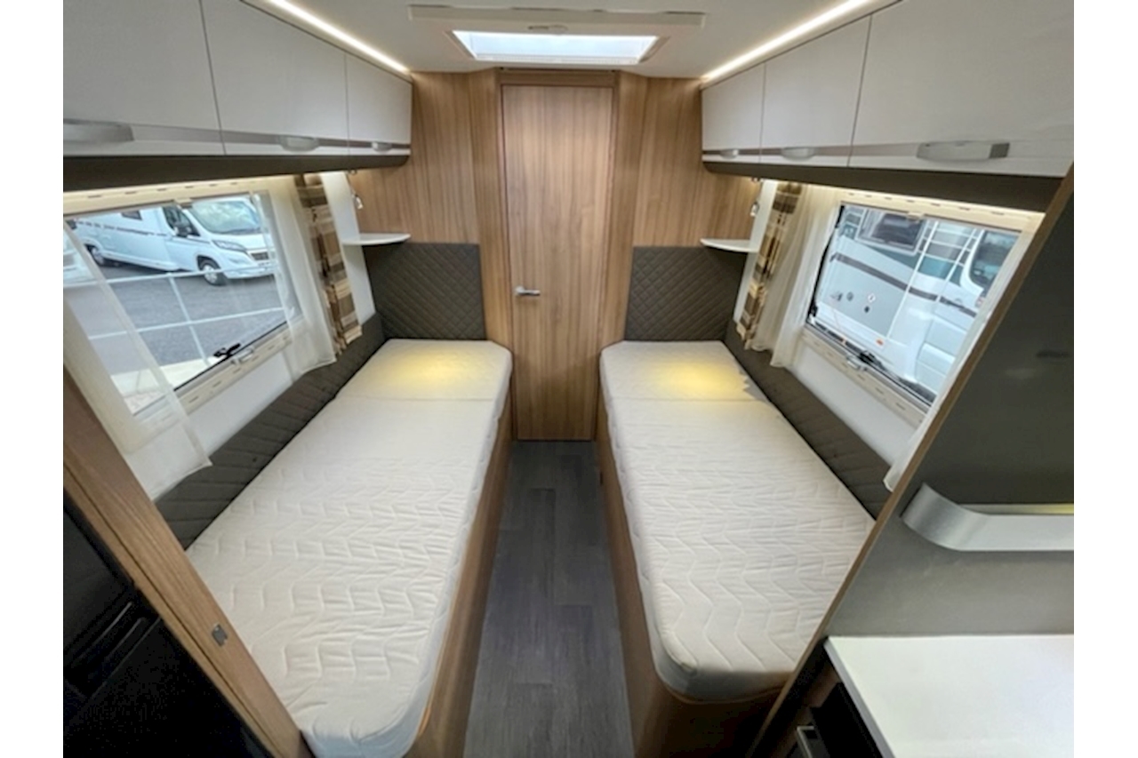 Used 2018 Adria Matrix 670 plus SLT For Sale (U6197) | Geoff Cox