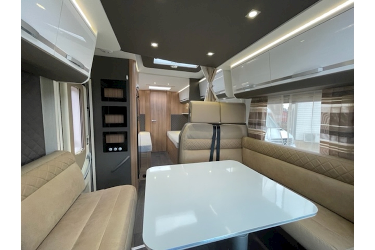 Used 2018 Adria Matrix 670 plus SLT For Sale (U6197) | Geoff Cox