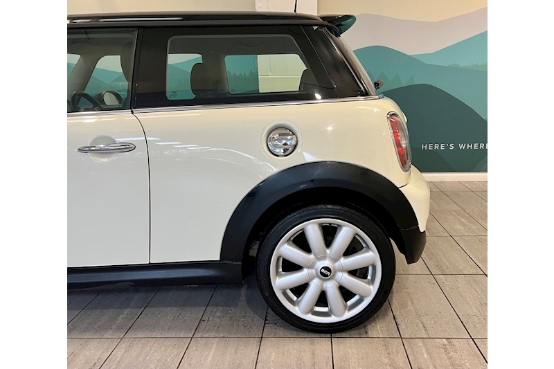 Used 2010 MINI 1.6 Cooper S Hatchback 3dr Petrol Manual Euro 5 (184 ps ...