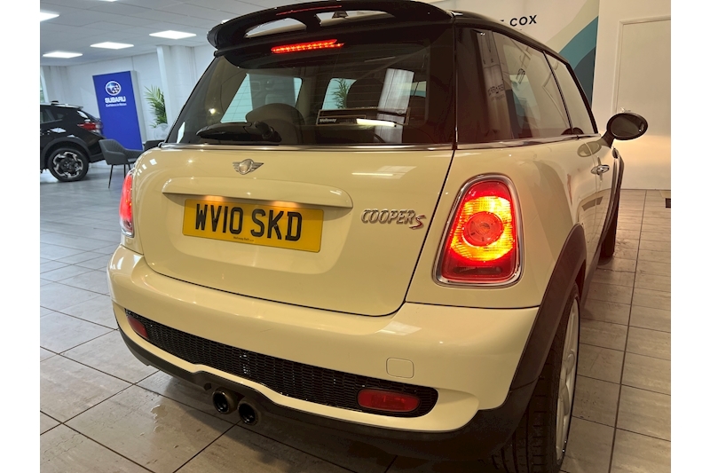 Used 2010 MINI 1.6 Cooper S Hatchback 3dr Petrol Manual Euro 5 (184 ps ...