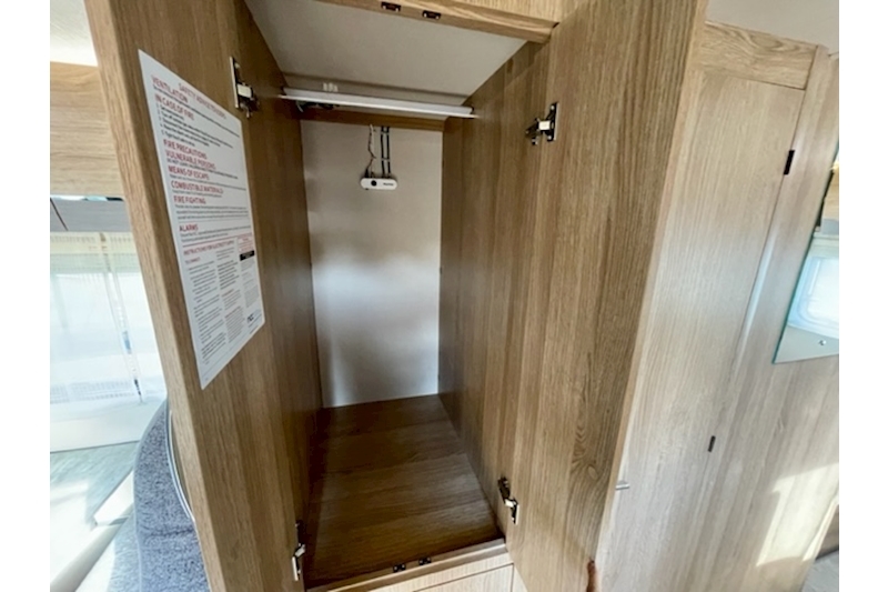 Used 2021 Auto Trail 720 2.2 Motorhome Manual Diesel For Sale in ...