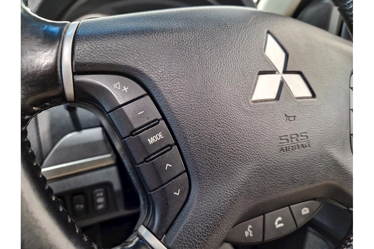 Used 2015 Mitsubishi Shogun DI-DC SG4 For Sale (U6910) | Geoff Cox