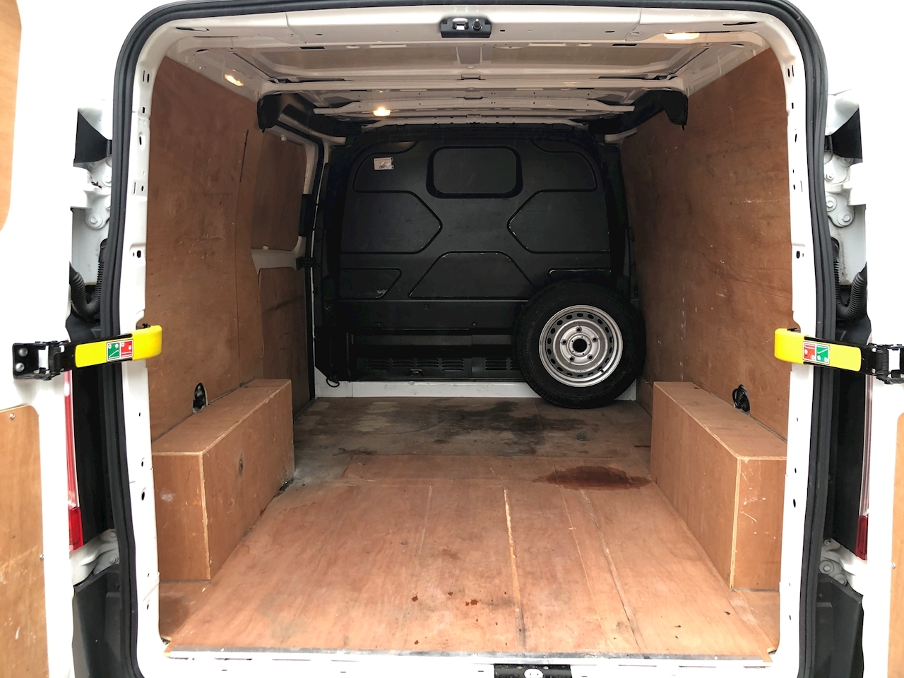 Used 2015 Ford Transit Custom T270 2.2 SWB - PANEL VAN For Sale in ...
