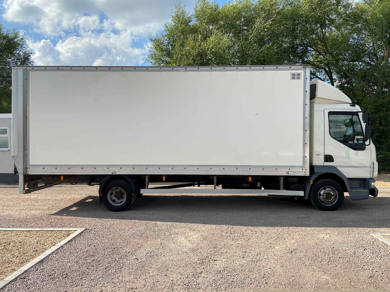 Used 2011 DAF LF FA 45.160 23ft Box Lorry - Tail Lift - 7.5 Ton For ...