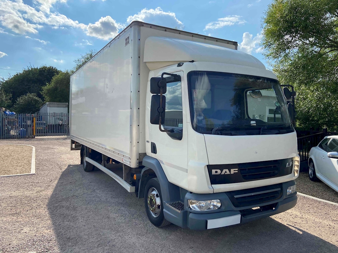 Used 2011 DAF LF FA 45.160 23ft Box Lorry - Tail Lift - 7.5 Ton For ...