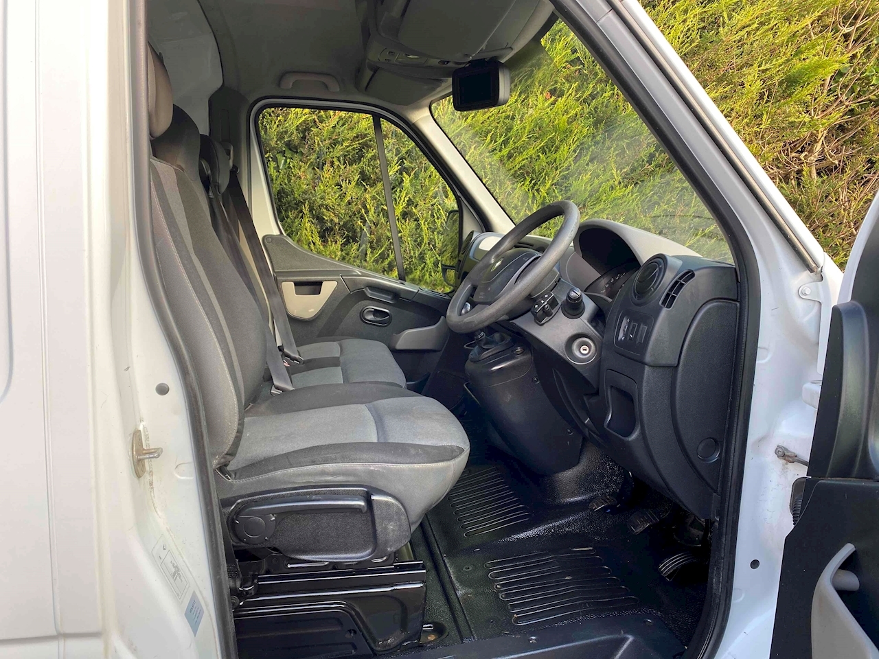 Used 2013 Renault Master 2.3 dCi 35 L3 LWB MEDIUM ROOF PANEL VAN For ...