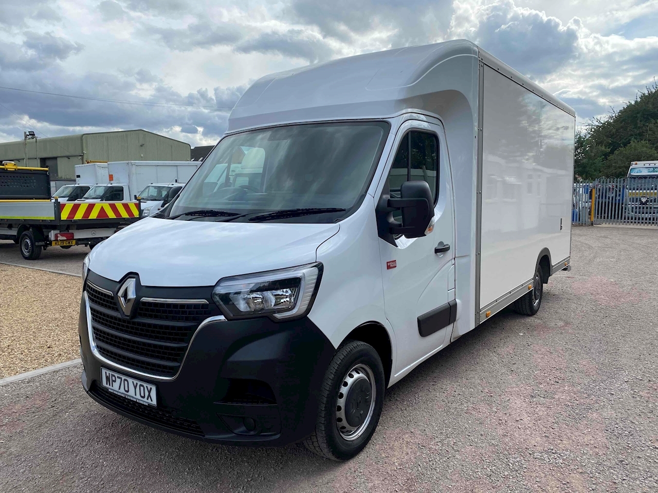 Used 2021 Renault Master 35 2.3 Dci Red Edition LWB Lo Loader - Luton ...
