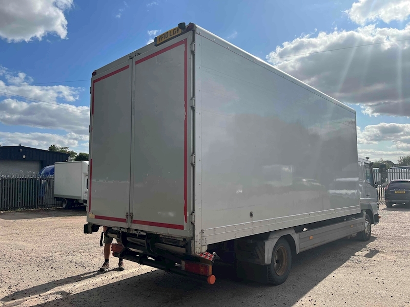 Used 2010 Mercedes-Benz Atego 816 SLEEPER CAB 20FT BOX LORRY - TUCKAWAT ...