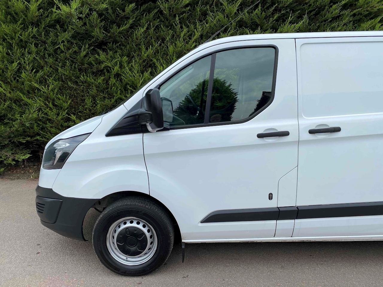 Used 2016 Ford Transit Custom 270 2.2 TDCI SWB L1 H1 Panel Van For Sale ...