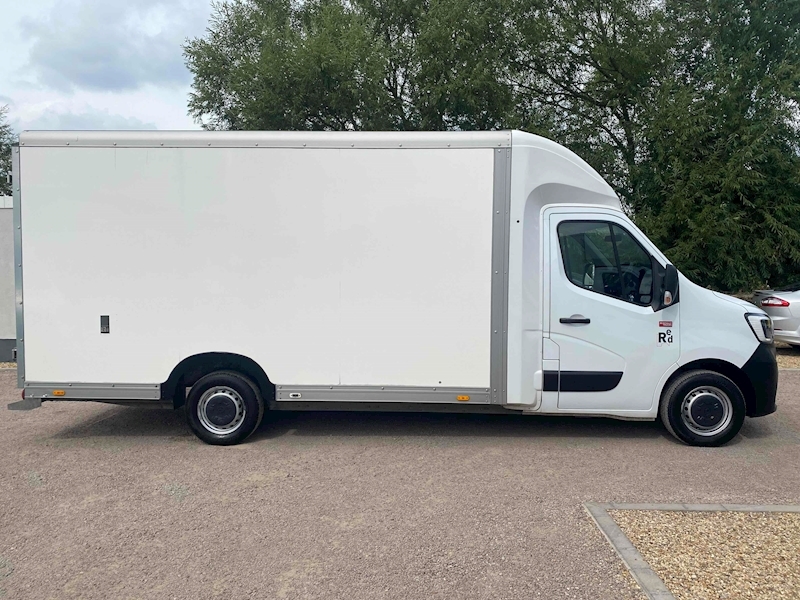 Used 2021 Renault Master 35 2.3 Dci Red Edition LWB Lo Loader - Luton ...