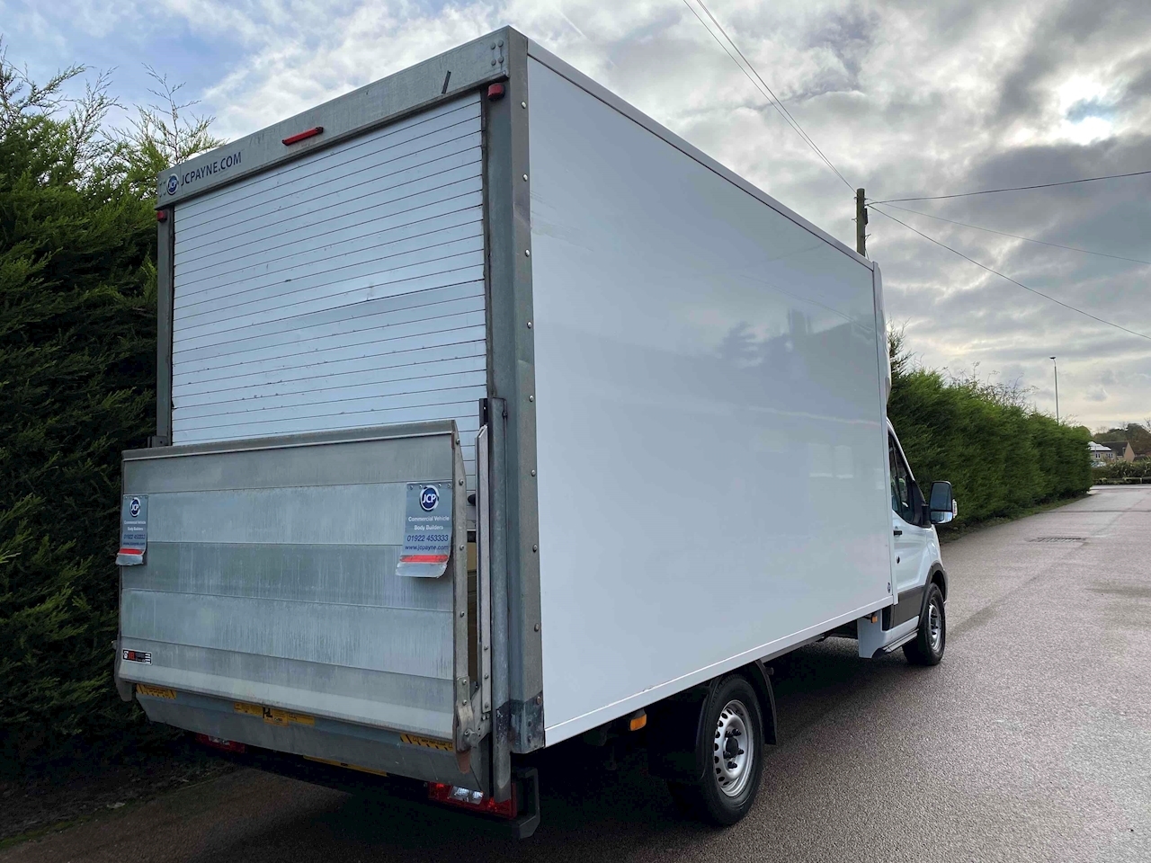 Used 2019 Ford Transit 350 2.0 EcoBlue XLWB L4 LUTON VAN - TAIL LIFT ...