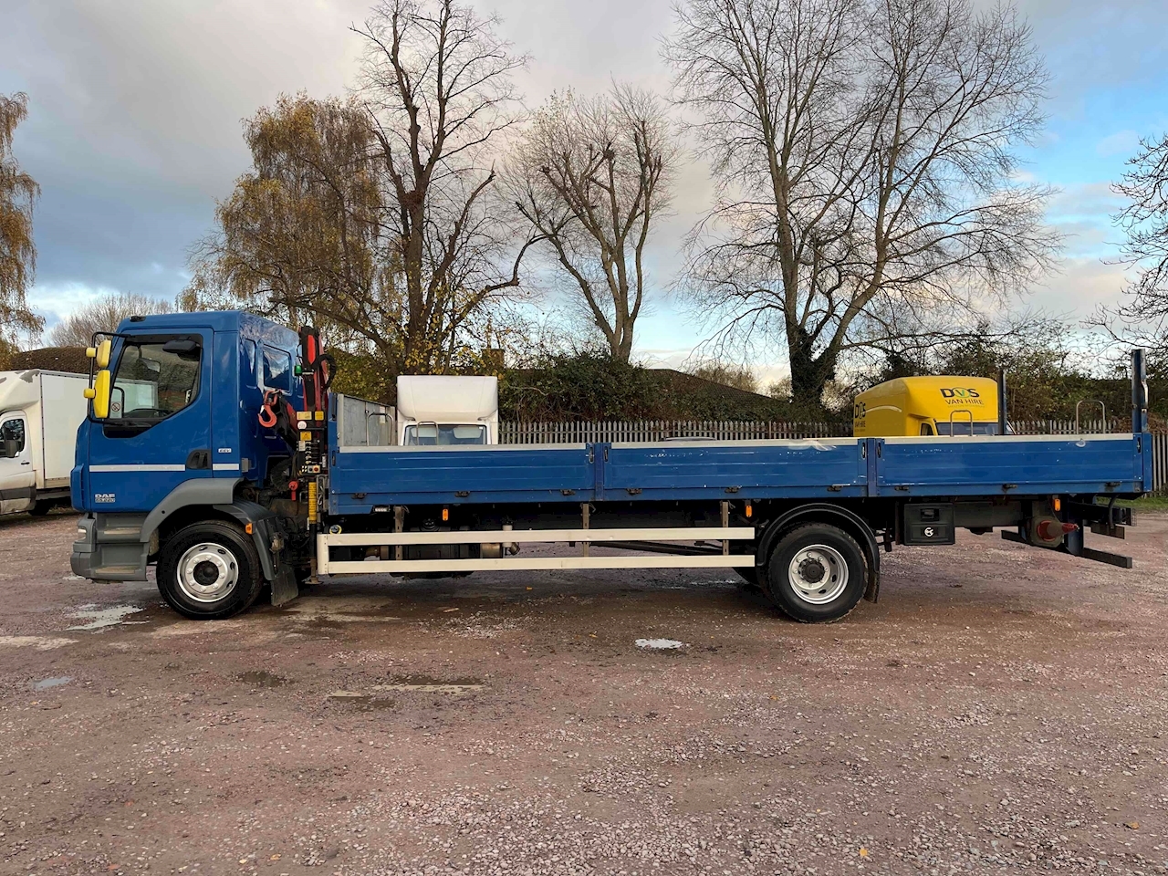 Used 2013 DAF LF 55.220 23FT DROPSIDE - FRONT MOUNTED CRANE For Sale in ...