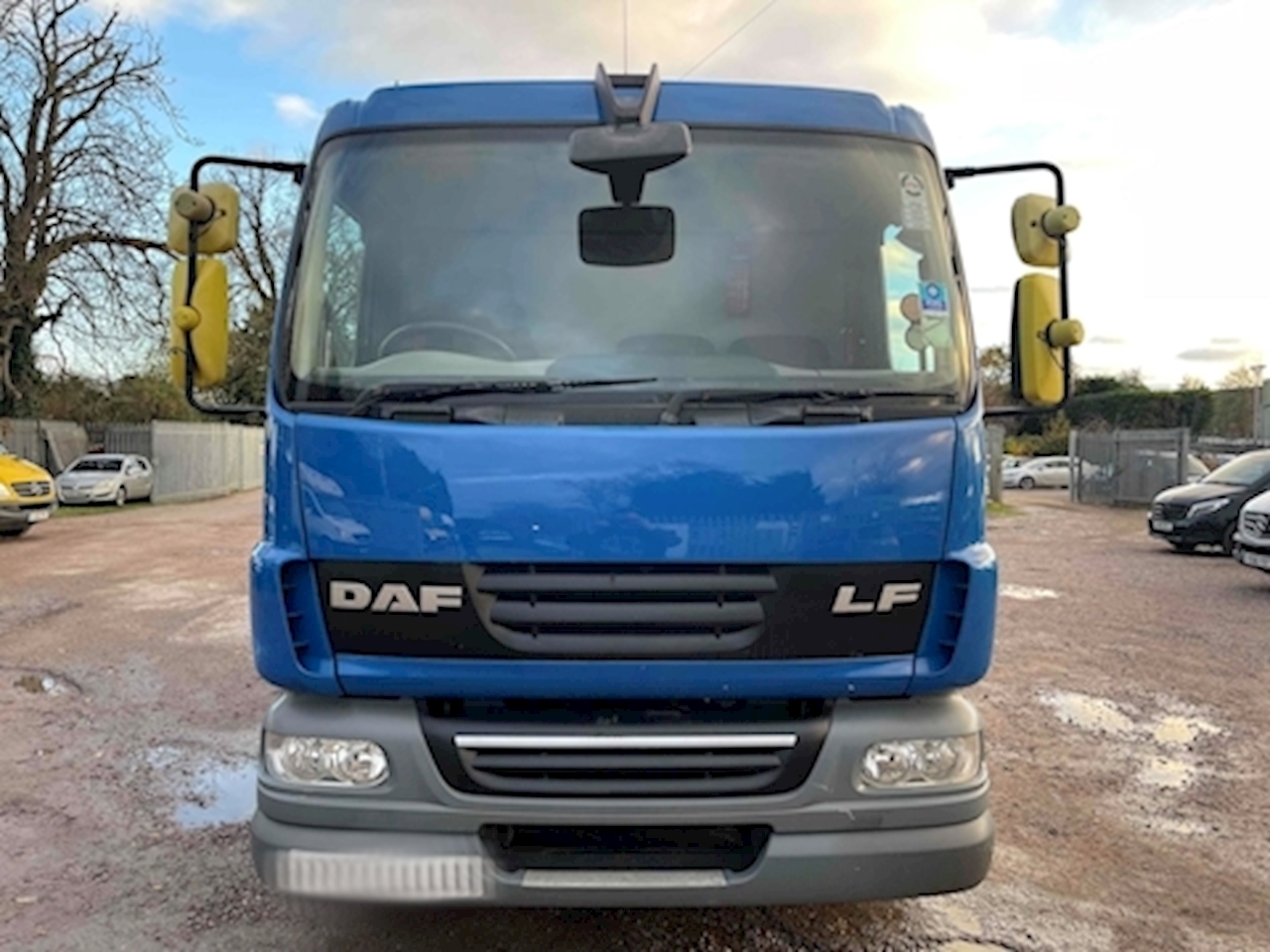 Used 2013 DAF LF 55.220 23FT DROPSIDE - FRONT MOUNTED CRANE For Sale in ...