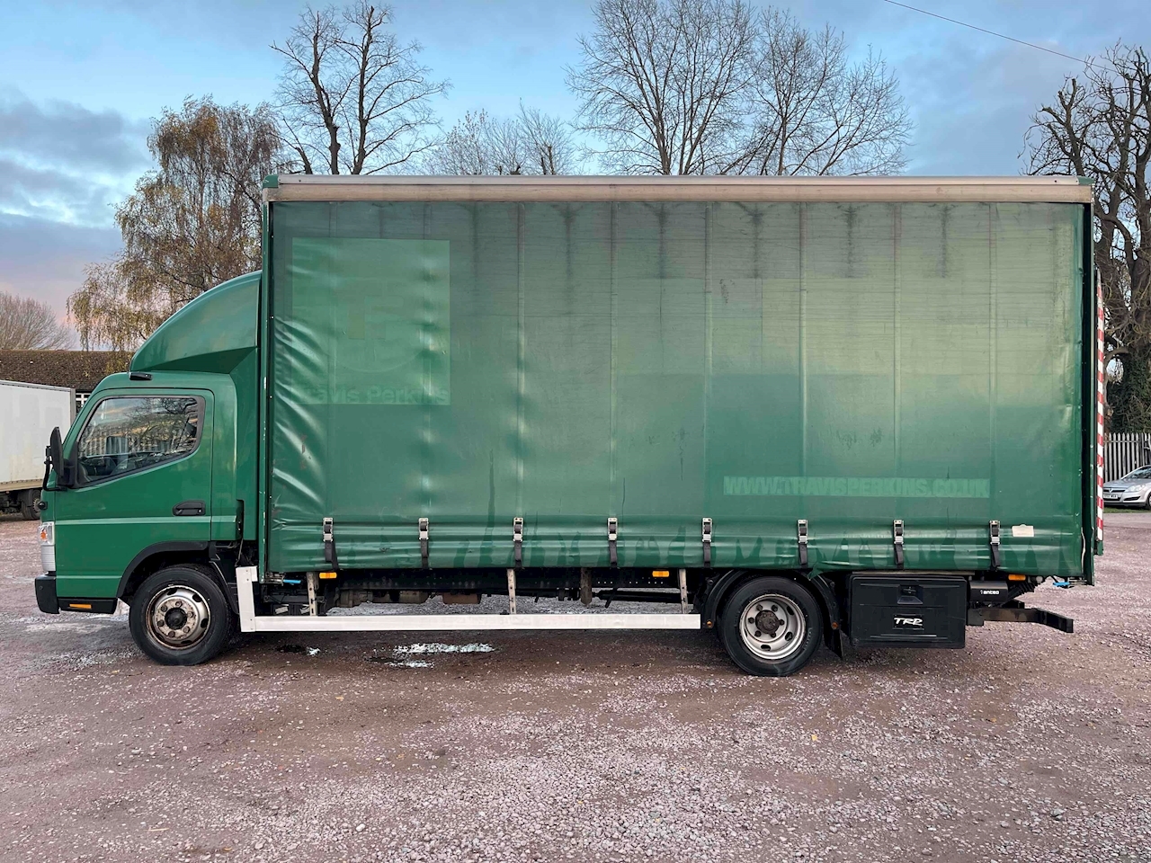 Used 2014 FUSO Canter 7C18 47 3.0 CURTAIN SIDE - CANTER LEAVER TAIL ...