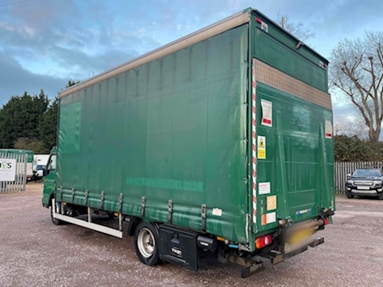 Used 2014 FUSO Canter 7C18 47 3.0 CURTAIN SIDE - CANTER LEAVER TAIL ...