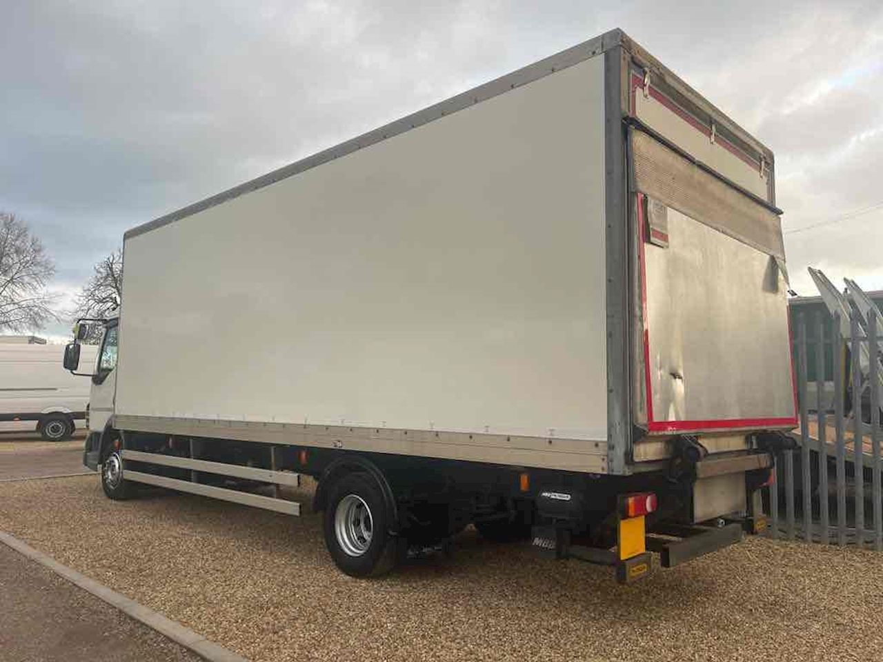 Used 2013 DAF LF 12 TON BOX LORRY WITH TAILLIFT For Sale in Leics ...