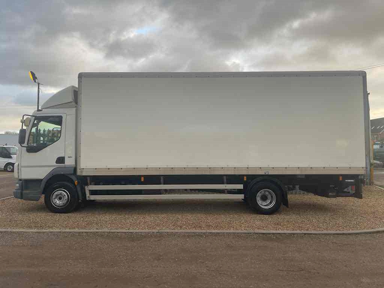 Used 2013 DAF LF 12 TON BOX LORRY WITH TAILLIFT For Sale in Leics ...