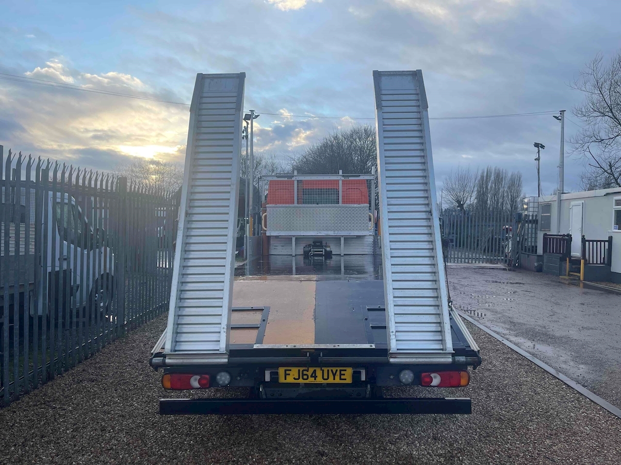 Used 2014 DAF LF 45 7.5 TON MANUAL BEAVERTAIL PLANT RECOVERY TRUCK WITH ...