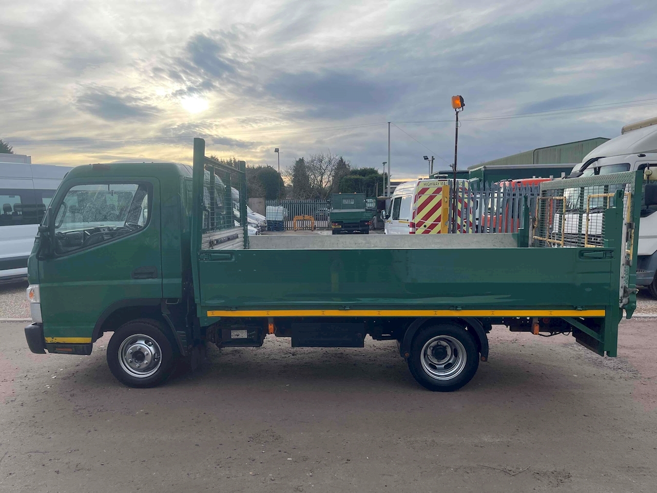 Used 2012 Mitsubishi Canter 3C13 3.0 MWB DRW DROPSIDE - TAIL LIFT For ...