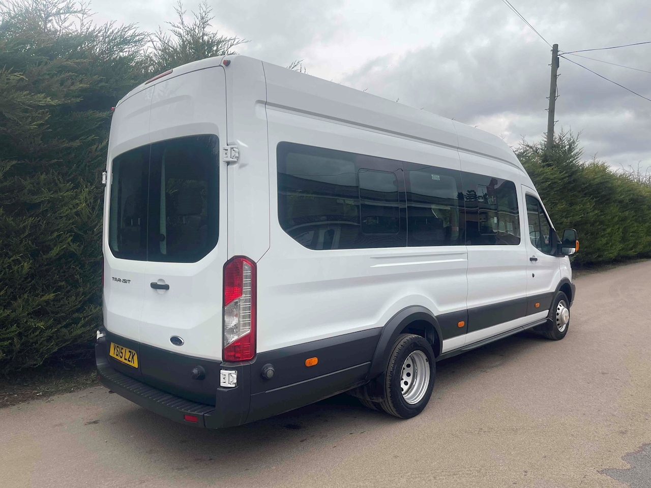 Used 2015 Ford Transit TDCi 460 Trend 2.2 MINIBUS - 17 SEATS - TWIN ...