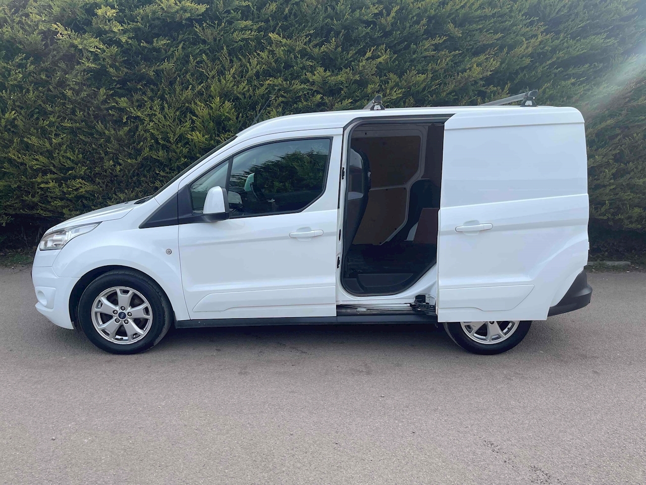 Used 2017 Ford Transit Connect Limited 200 1.5 TDCI SWB PANEL VAN ...